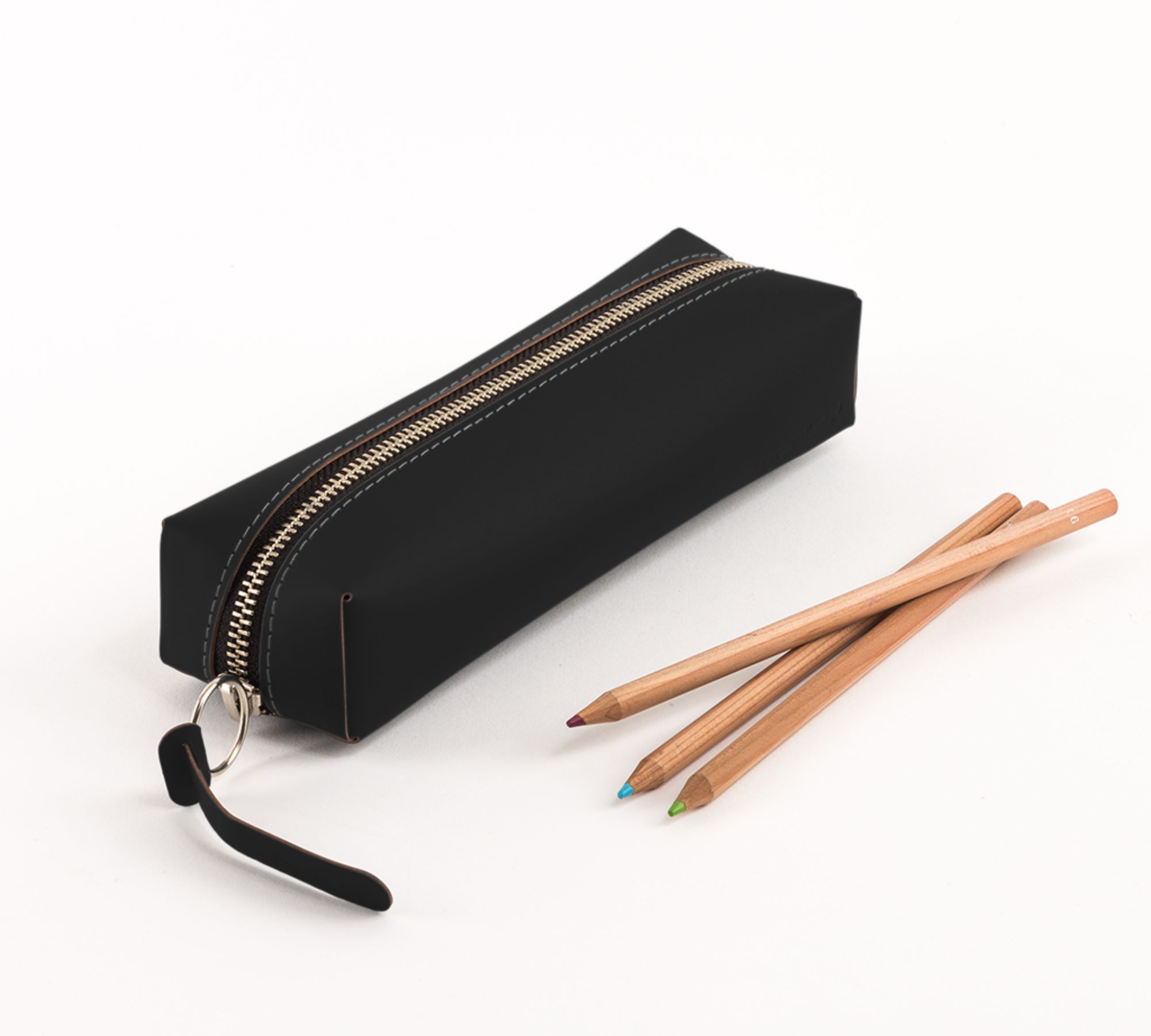 Federtasche Urban 3D 100% Recyceltes Leder Schwarz | Vacavaliente | COCOLI