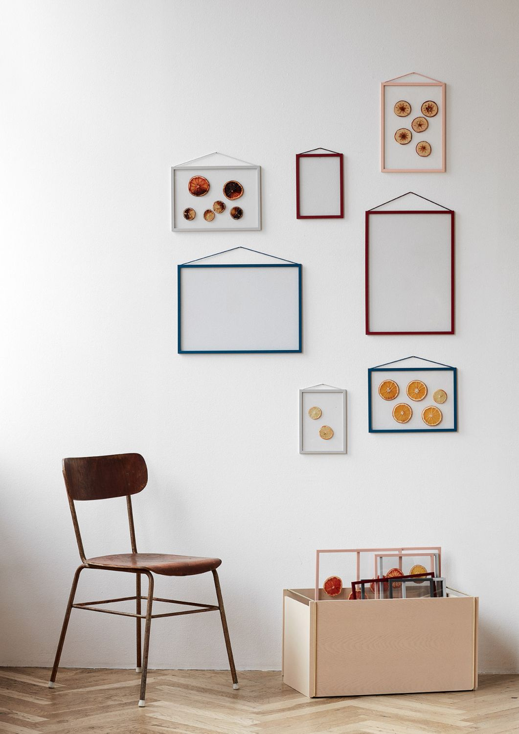 Frame A4 Blau | Moebe | COCOLI